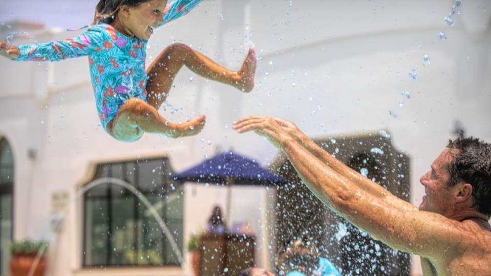 Kids & Adult Swimming Lessons & More in Dallas | Life Time