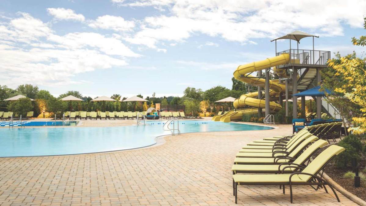 Health Club, Gym & Fitness Center in Edina | Life Time